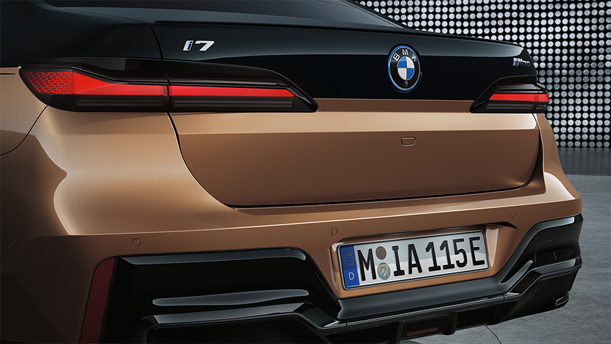 Experience Luxury: First-Ever BMW i7 M70 xDRIVE|BMW.in